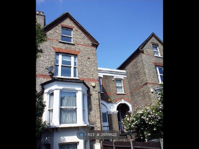 Brockley Rise, Forest Hill SE23, 2 bed flat to rent, £2,100 pcm | PrimeLocation