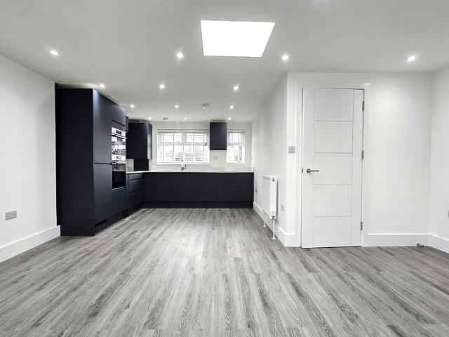 Brockley Road, Brockley SE4, 2 bed flat to rent, £2,200 pcm | PrimeLocation