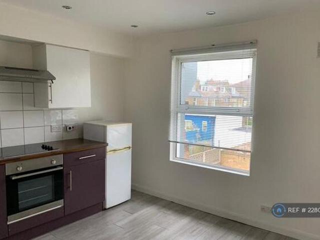 Brockley Road, London, Studio Flat For