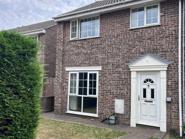 Brockworth, Yate, Bristol BS37, 3 bed end terrace house to rent, £1,350 pcm | PrimeLocation