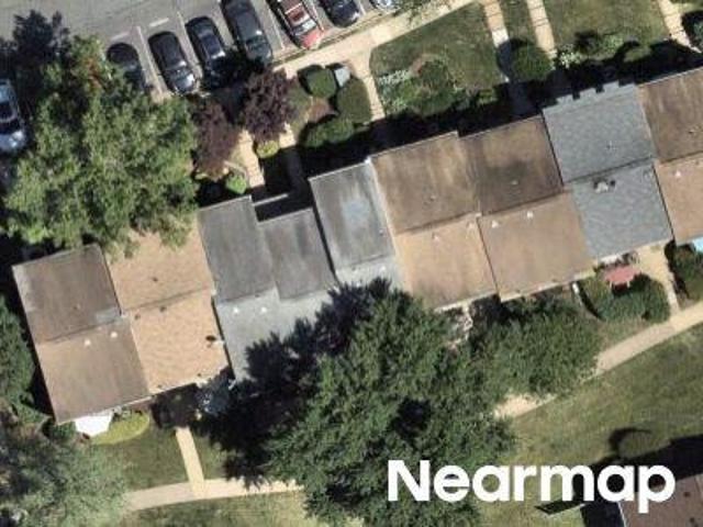 Broken Oak Pl