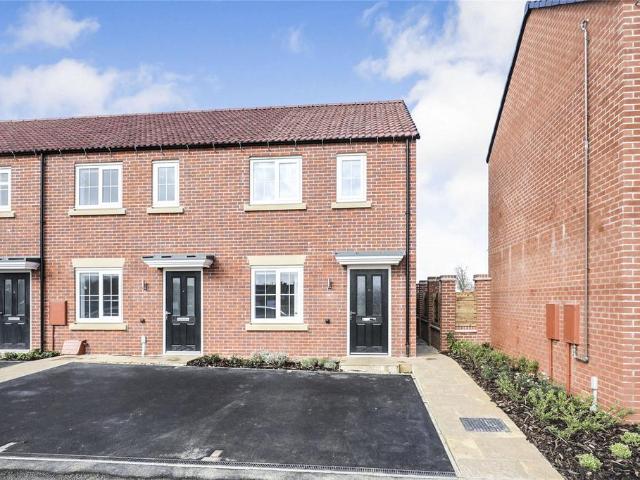 Brome Close, Harpole, Northampton, NN7 2 bed terraced house to rent £1,385 pcm £320 pw