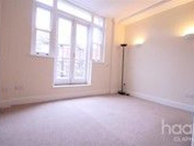 Bromells Road, SW4