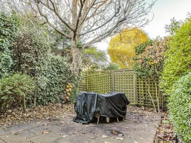 Bromfelde Road, London, SW4 6PS, United Kingdom | 1 bed apartment for rent #137020728 | Rentberry