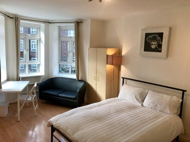 Bromley By Bow E3, Room to rent, £700 pcm | PrimeLocation