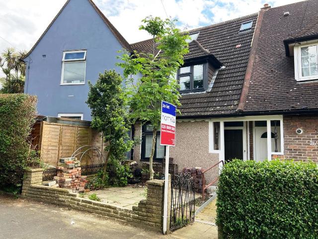 Bromley BR1, Property to rent, £700 pcm | PrimeLocation
