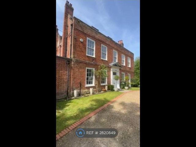 Bromley Common, Bromley BR2, 5 bed detached house to rent, £6,300 pcm | PrimeLocation