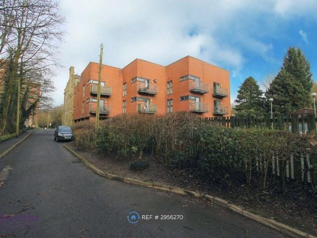 Bromley Cross, Bolton BL7, 2 bed flat to rent, £850 pcm | PrimeLocation