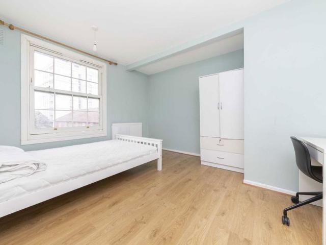 Bromley High Street, E3, London