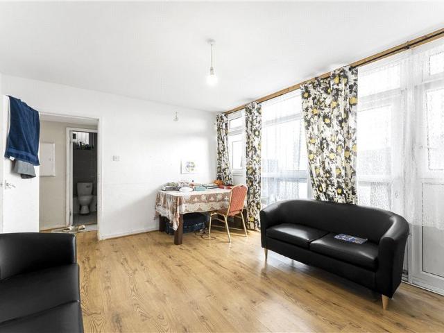 Bromley High Street, London, E3 3EH