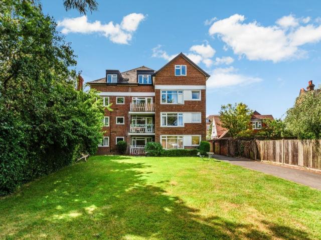 Bromley Road, Beckenham BR3, 1 bed flat to rent, £1,375 pcm | PrimeLocation