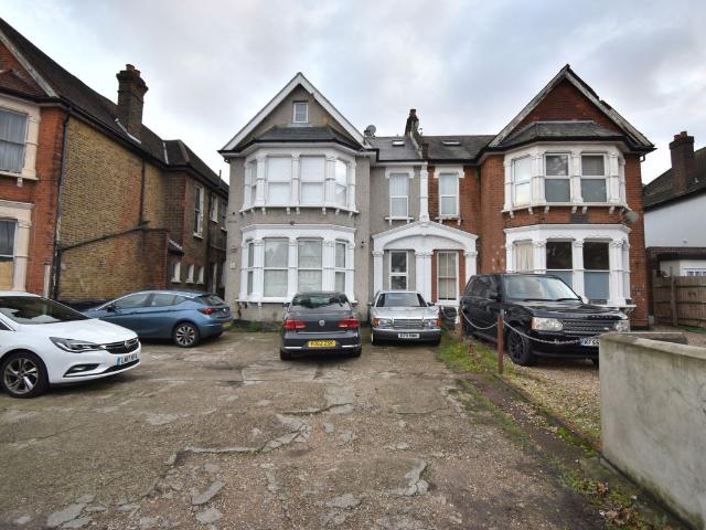 Bromley Road, London SE6, Studio to rent, £1,250 pcm | PrimeLocation