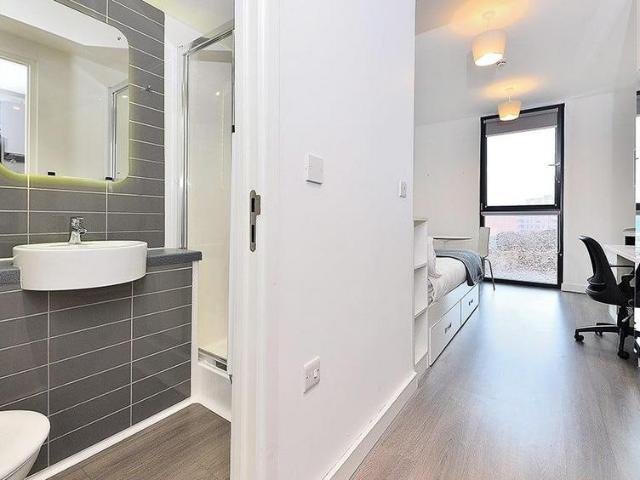 Bromsgrove Street, Birmingham B5 Studio to rent £1,018 pcm £235 pw