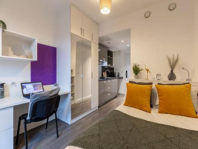 Bromsgrove Street, Birmingham, B5 1 bed apartment to rent £1,018 pcm £235 pw