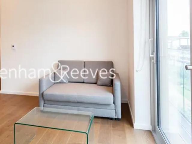 Brompton Villas, 8 Lillie Road, London, SW6 1DY, United Kingdom | 1 bed apartment for rent #129652327 | Rentberry