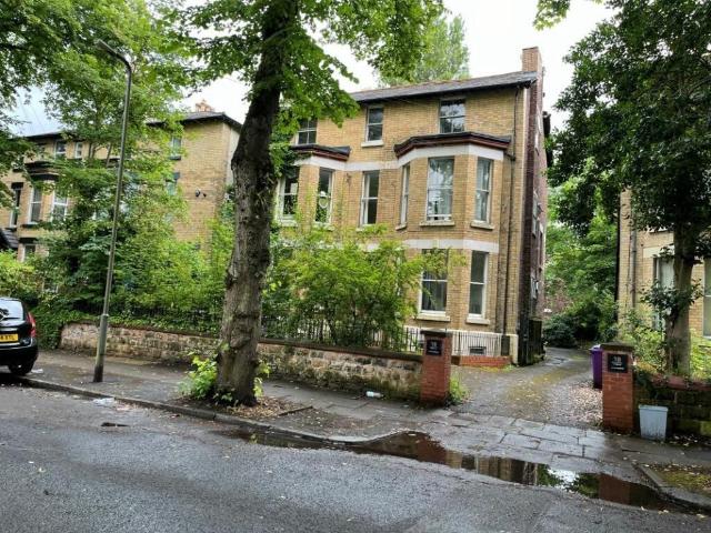 Brompton Avenue, Sefton Park, Liverpool, Merseyside L17, 2 bed flat to rent, £775 pcm | PrimeLocation