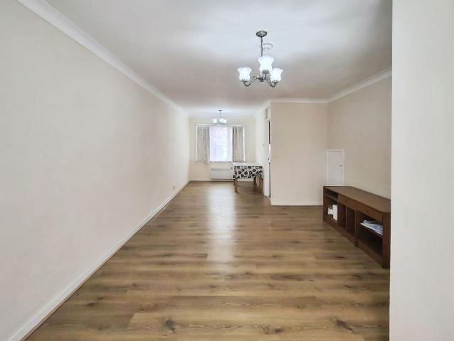 Brompton Close, Hounslow TW4, 3 bed terraced house to rent, £2,250 pcm | PrimeLocation