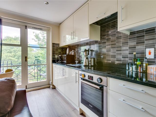 Brompton Park Crescent,, SW6