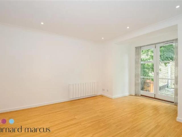 Brompton Park Crescent