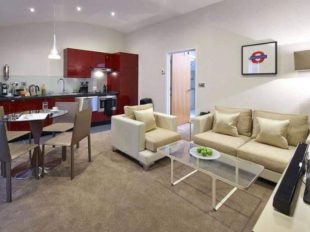 Brompton Road, Knightsbridge, London, SW7