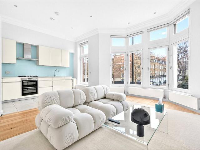 Brompton Road, Knightsbridge, London. 1 bed apartment to rent £3,748 pcm £865 pw
