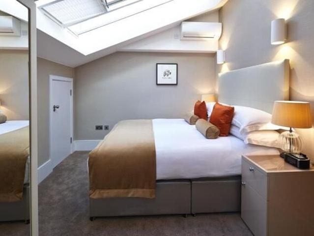 Brompton Road, London SW3, 1 bed flat to rent, £6,283 pcm | PrimeLocation