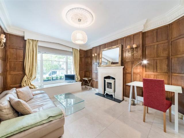 Brompton Square, Knightsbridge, London SW3, 1 bed flat to rent, £3,012 pcm | PrimeLocation