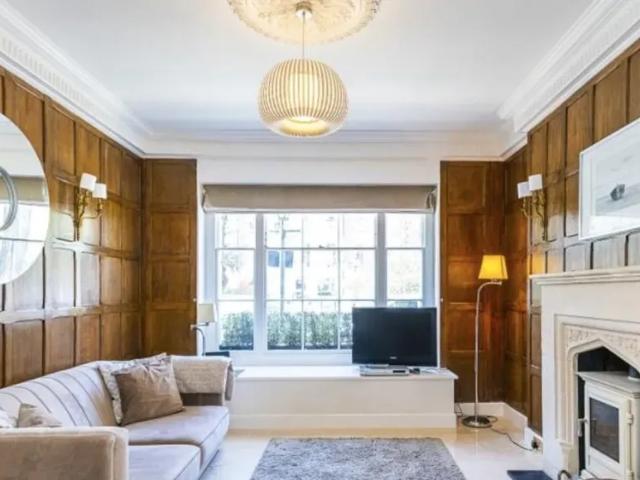 Brompton Square, Knightsbridge, London SW3, 1 bed flat to rent, £3,142 pcm | PrimeLocation
