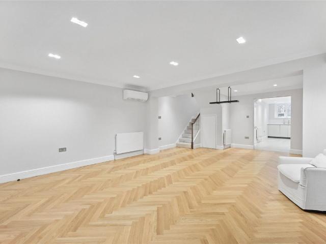 Brompton Square, Knightsbridge SW3, 4 bed terraced house to rent, £15,167 pcm | PrimeLocation