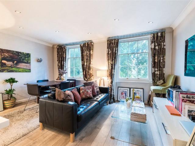 Brompton Square, London SW3, 1 bed flat to rent, £3,012 pcm | PrimeLocation