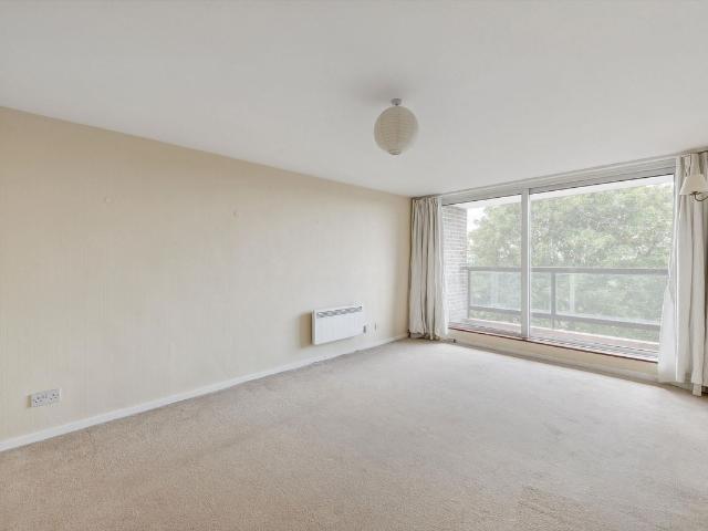 Bromwich House, 45 Howson Terrace, Richmond TW10, 2 bed flat to rent, £2,650 pcm | PrimeLocation