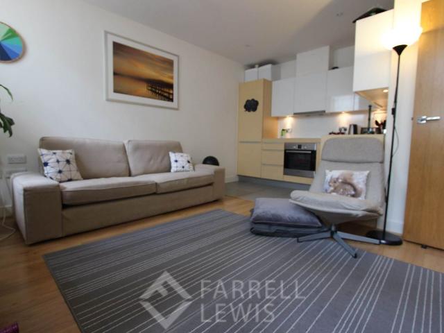Bromyard Avenue, Acton, London W3, 1 bed flat to rent, £1,650 pcm | PrimeLocation
