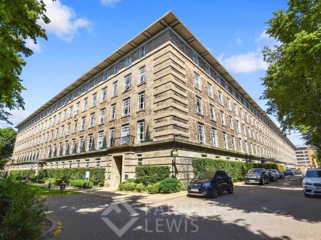 Bromyard Avenue, Acton, London W3, 2 bed flat to rent, £2,000 pcm | PrimeLocation