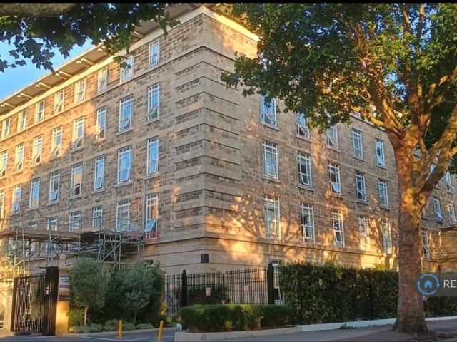 Bromyard Avenue, London, W3 1 bed flat to rent £1,700 pcm £392 pw