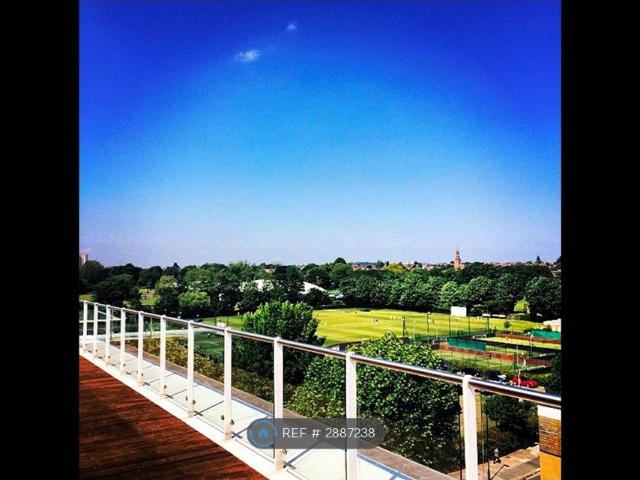 Bromyard Avenue, London W3, 1 bed flat to rent, £2,150 pcm | PrimeLocation