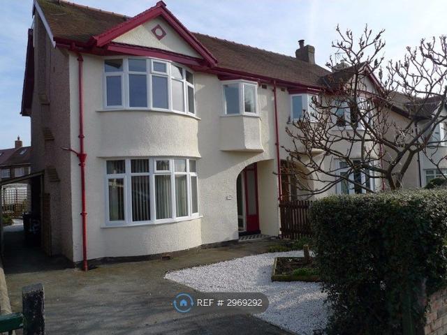 Bron Vardre Avenue, Deganwy LL31, 4 bed semi detached house to rent, £1,600 pcm | PrimeLocation