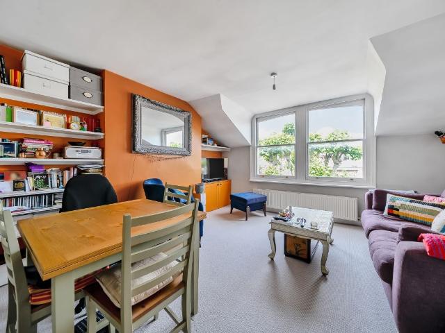 Brondesbury Villas, London NW6, 1 bed flat to rent, £2,200 pcm | PrimeLocation