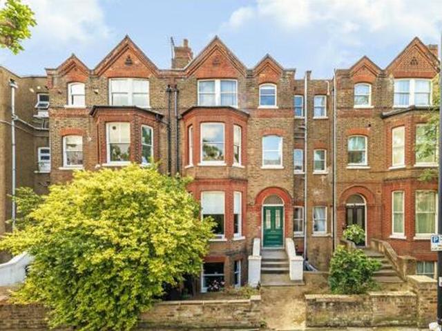 Brondesbury Villas, London, 2 Bedroom Apartment