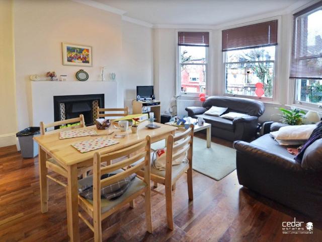 Brondesbury Villas, Queen's Park NW6, 3 bed flat to rent, £3,298 pcm | PrimeLocation