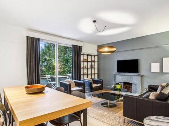 Brondesbury Park, London, 3 Bedroom Flat