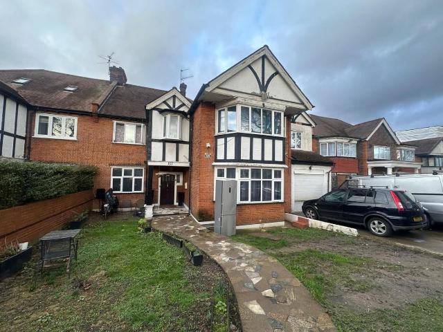 Brondesbury Park, London NW2, 7 bed shared accommodation to rent, £10,000 pcm | PrimeLocation