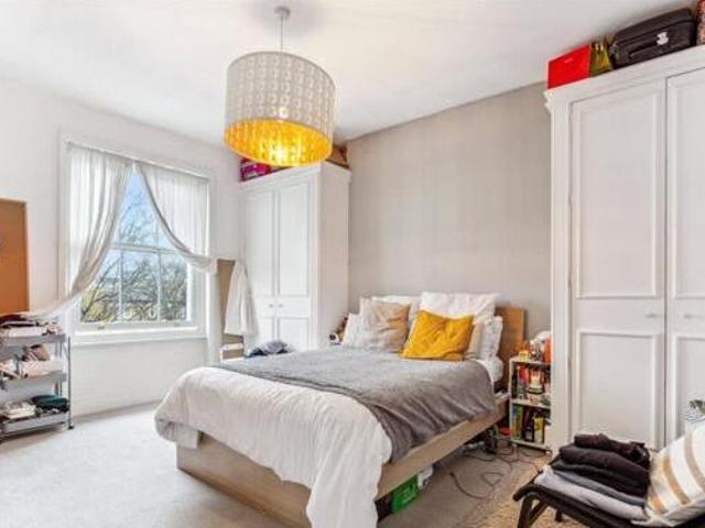 Brondesbury Road, London, 2 Bedroom Flat