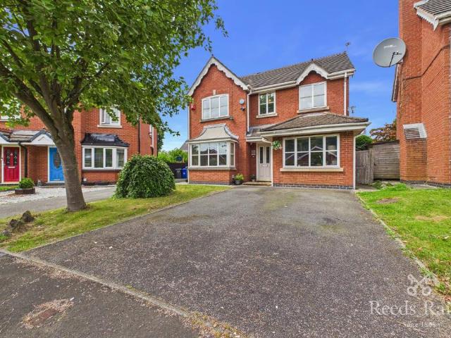 Bronington Close, Greater Manchester M22 4 bed house to rent £2,250 pcm £519 pw