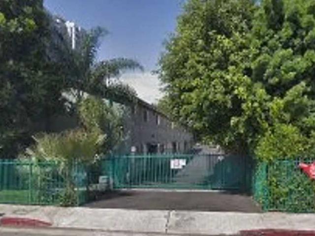 Bronson 1 Bedroom Apartment for Rent at 1539 N Bronson Ave, Los Angeles, CA 90028 Hollywood Studio District