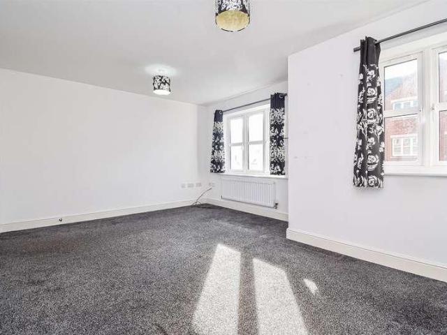 Bronte Close, East Ardsley, WF3