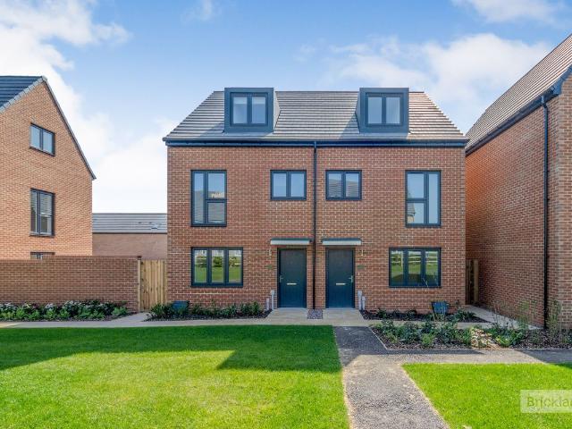 Bronte Avenue, Milton Keynes MK4, 3 bed property to rent, £2,075 pcm | PrimeLocation