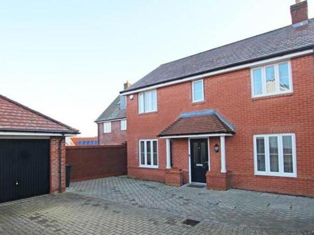 Bronte Drive, Pevensey, 4 Bedroom Detached
