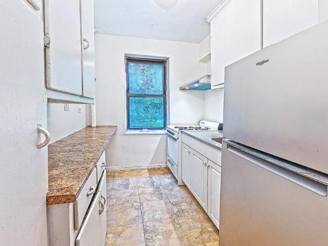 BRONX NY 10463 104869322