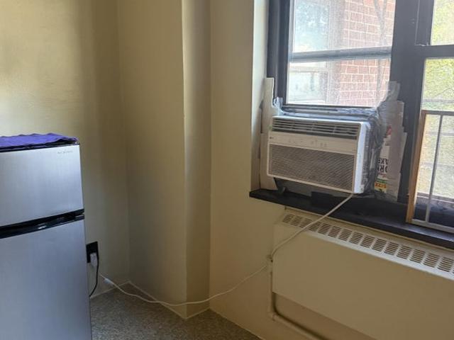 Bronx room for rent