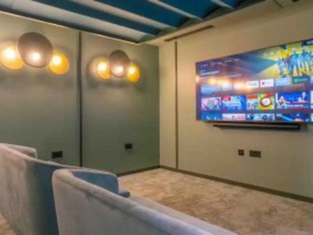 Bronze 1 Bed Apt Plus